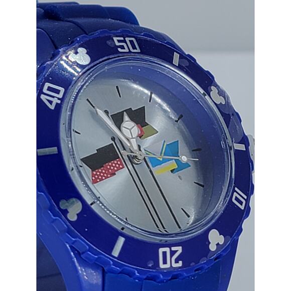 Disney | Accessories | Disney Vacation Club Members Cruise Watch ...
